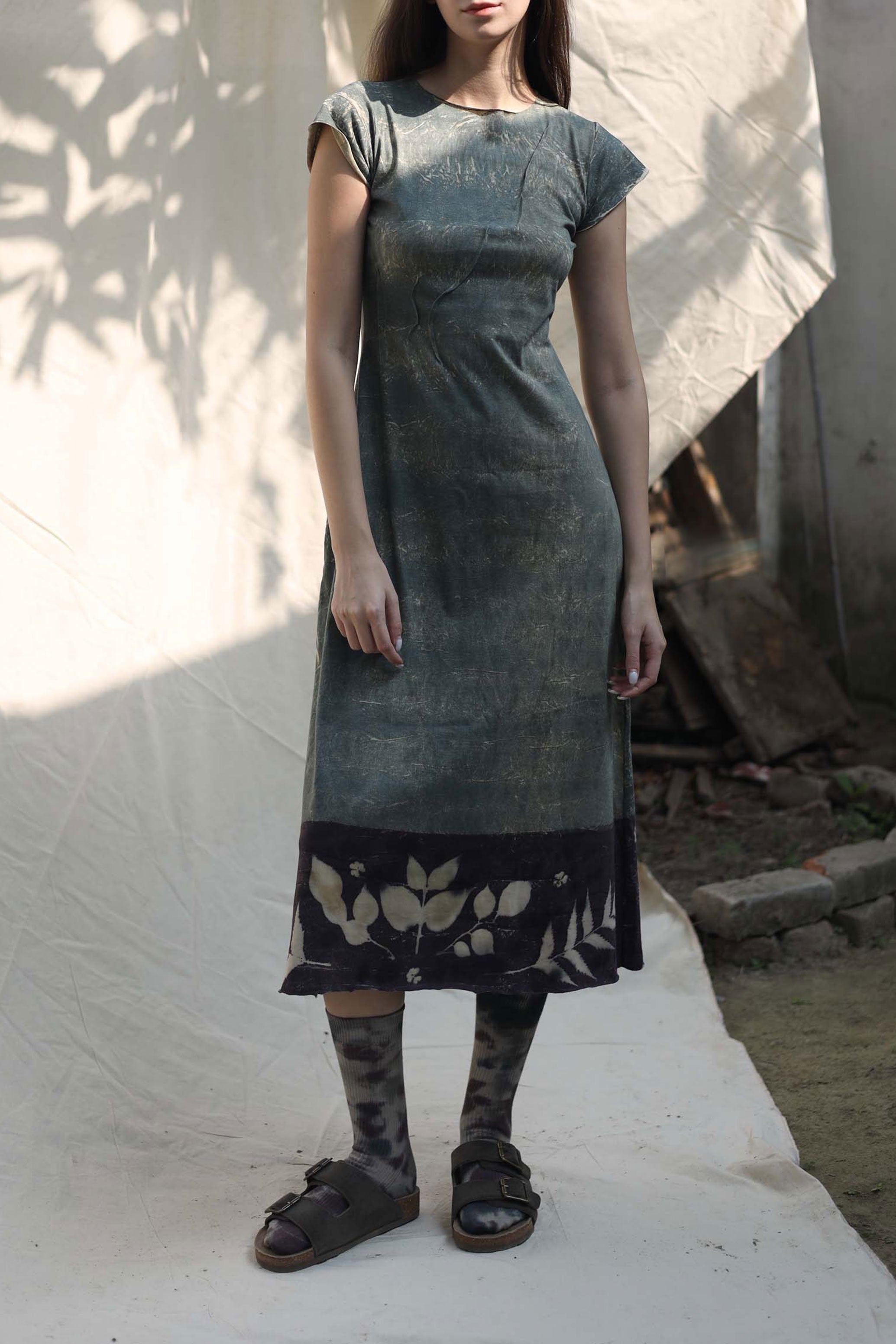 Naturally-dyed, one of a kind, handwoven clothing – kokūn