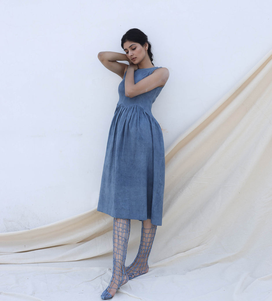 Naturally-dyed, one of a kind, handwoven clothing – kokūn